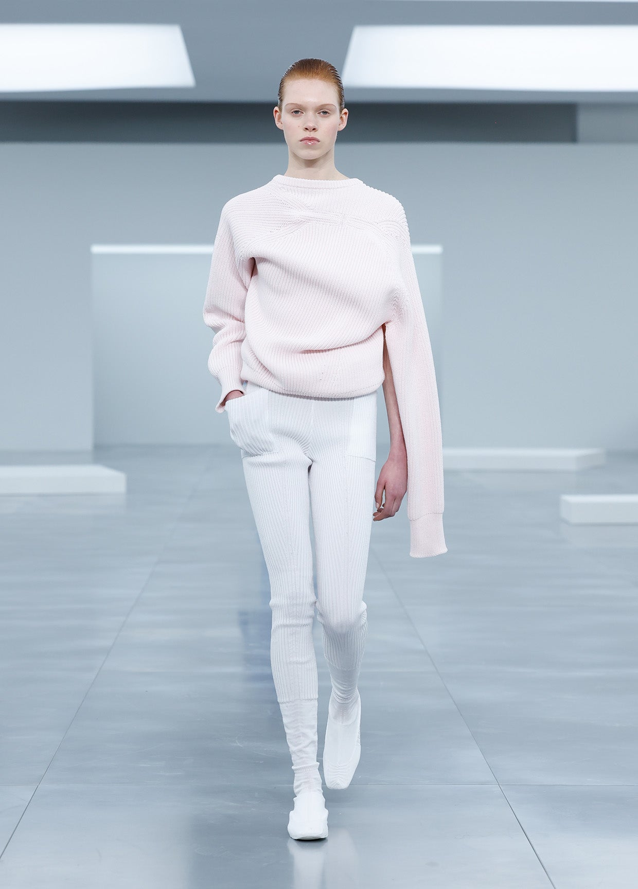 ISSEY MIYAKE AUTUMN WINTER 2025/26 COLLECTIONS 24 – ISSEY MIYAKE ONLINE STORE