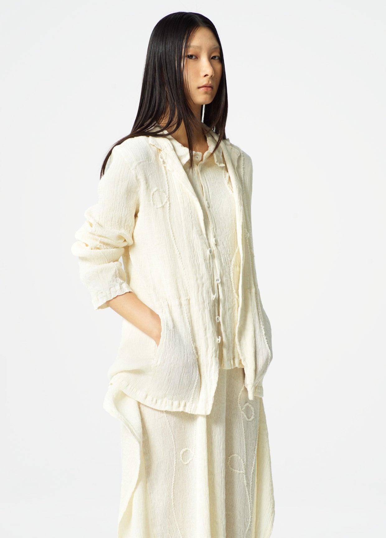 HaaT LOOK 14 – ISSEY MIYAKE ONLINE STORE