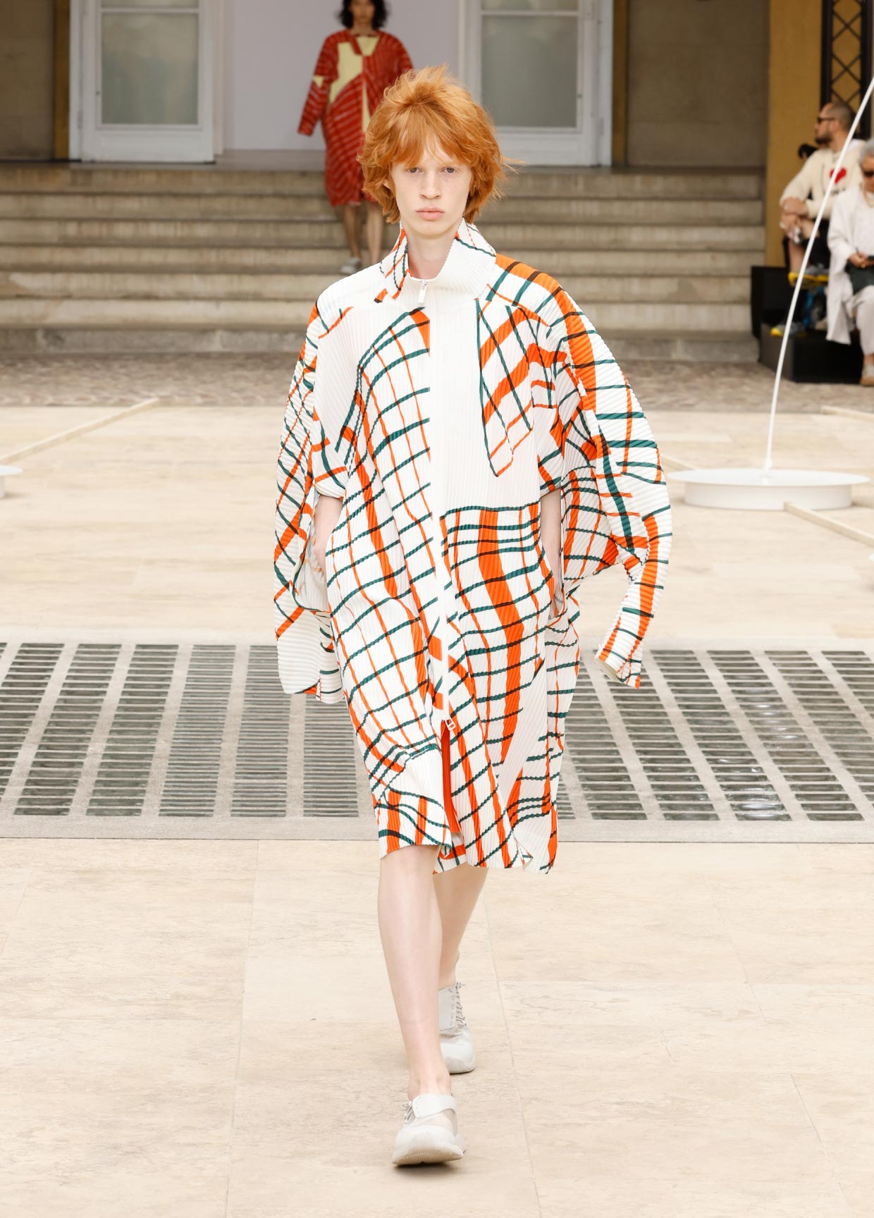 HOMME PLISSÉ ISSEY MIYAKE SPRING SUMMER 2025 COLLECTION 01 – ISSEY ...