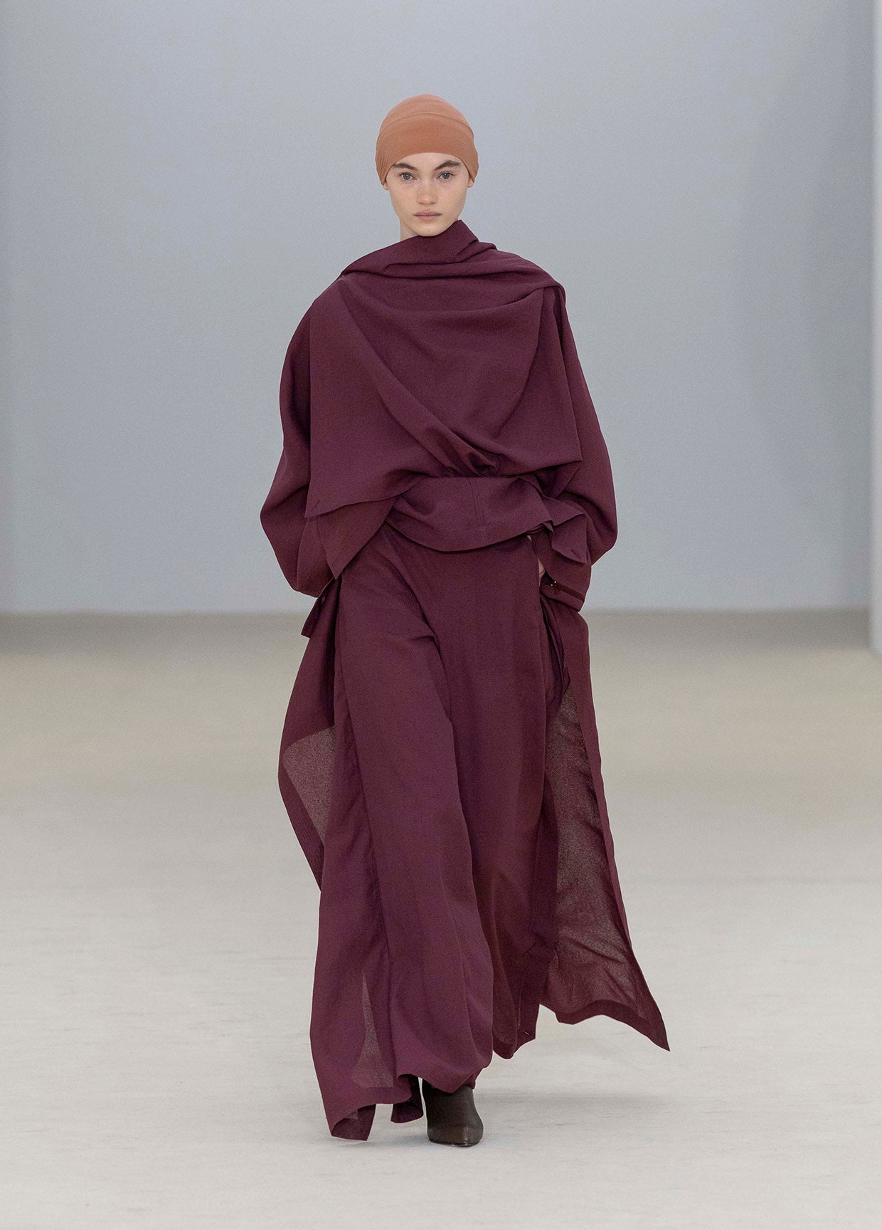 ISSEY MIYAKE SPRING SUMMER 2026 COLLECTIONS 28 – ISSEY MIYAKE ONLINE STORE