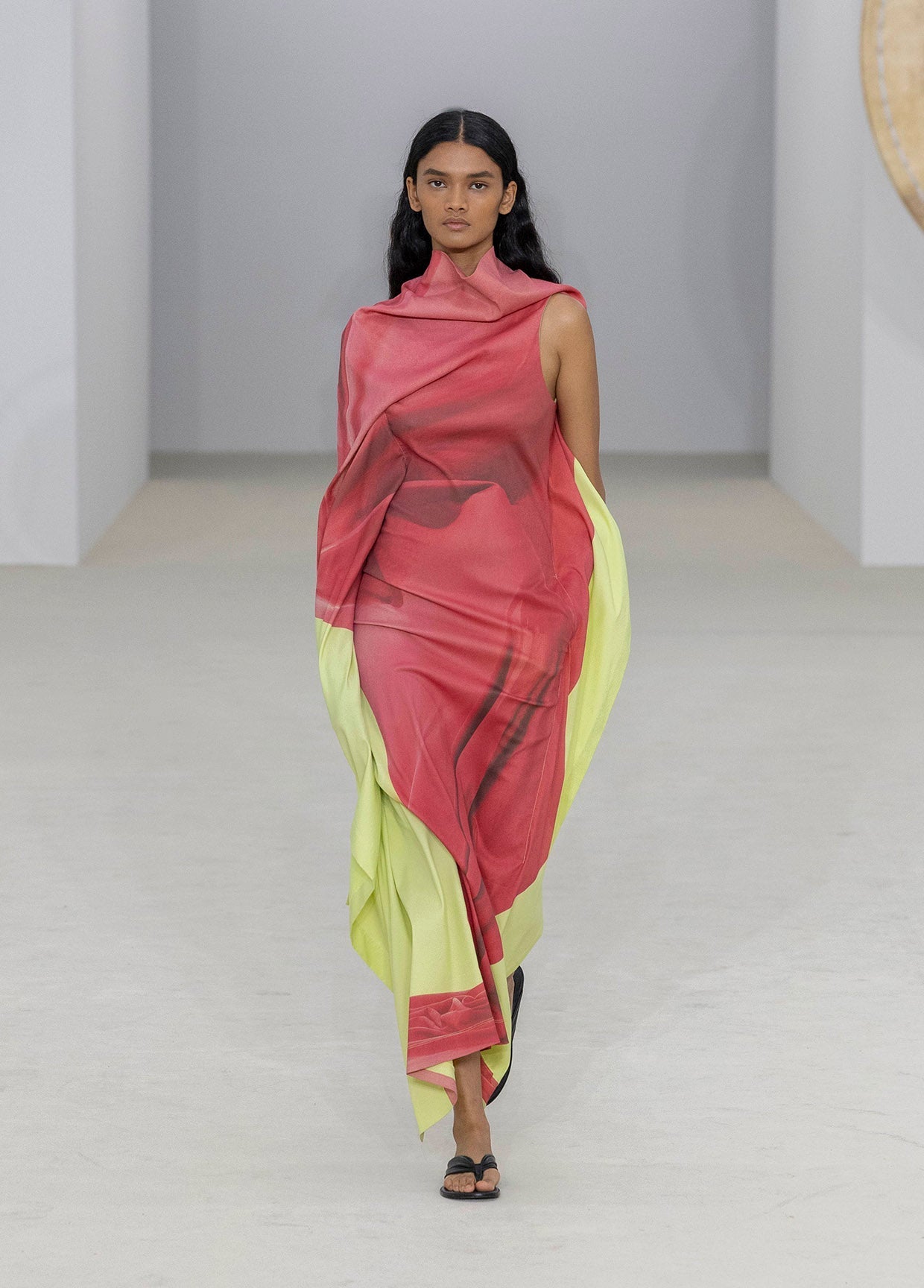 ISSEY MIYAKE SPRING SUMMER 2026 COLLECTIONS 29 – ISSEY MIYAKE ONLINE STORE