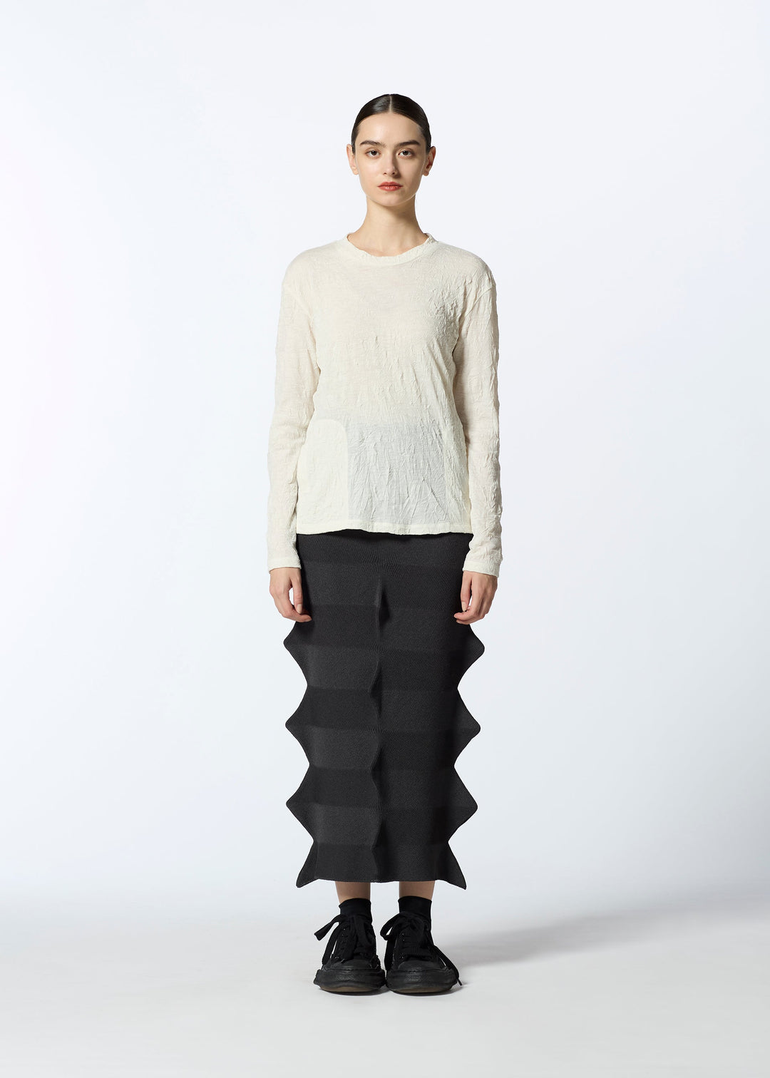 WOMENS – ISSEY MIYAKE ONLINE STORE