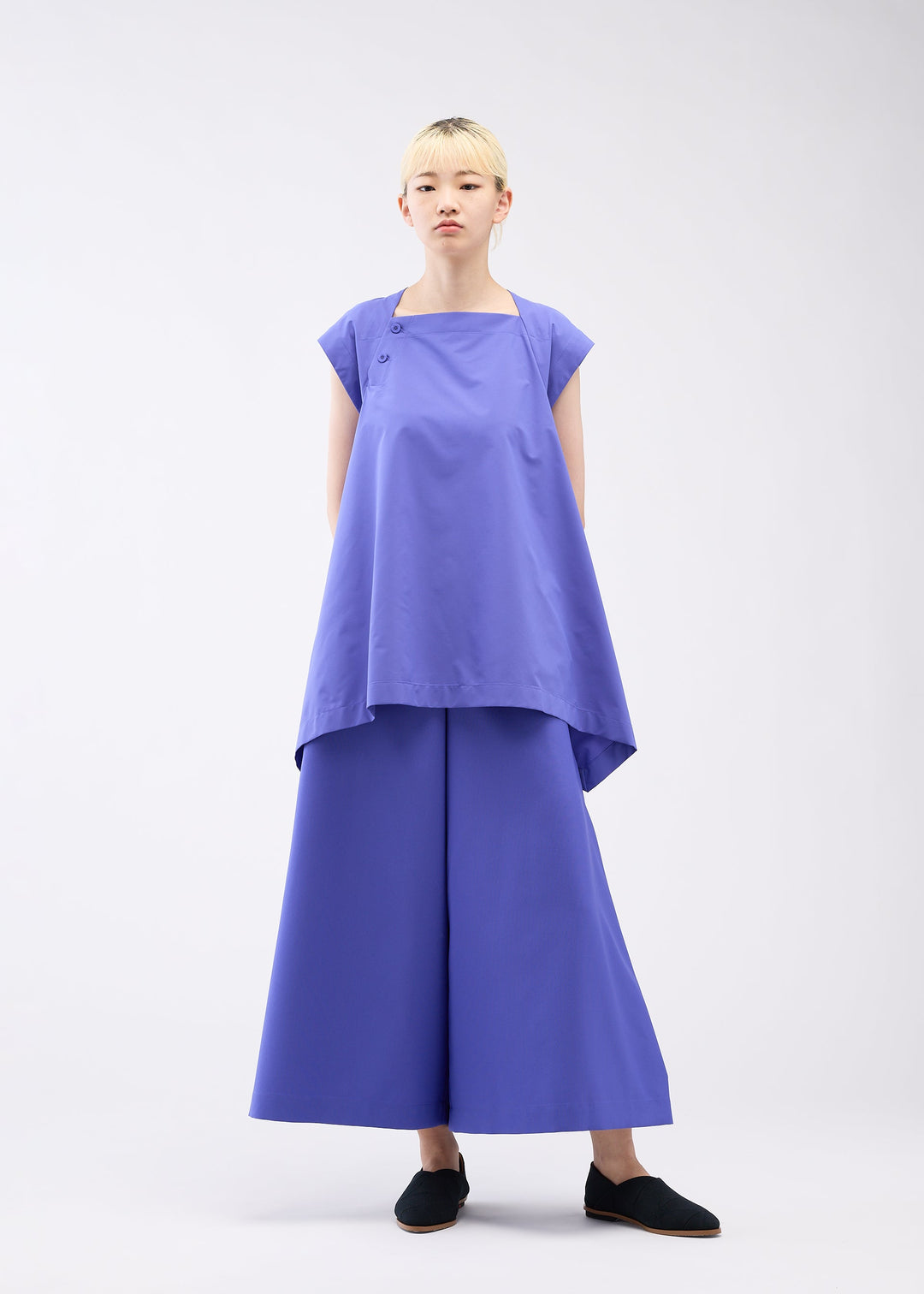 132 5. ISSEY MIYAKE – ISSEY MIYAKE ONLINE STORE